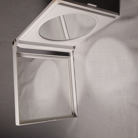 Avon Vintage Two Mirrors | Makeup | Vintage Avon Mirror Over 0 Years Of ...
